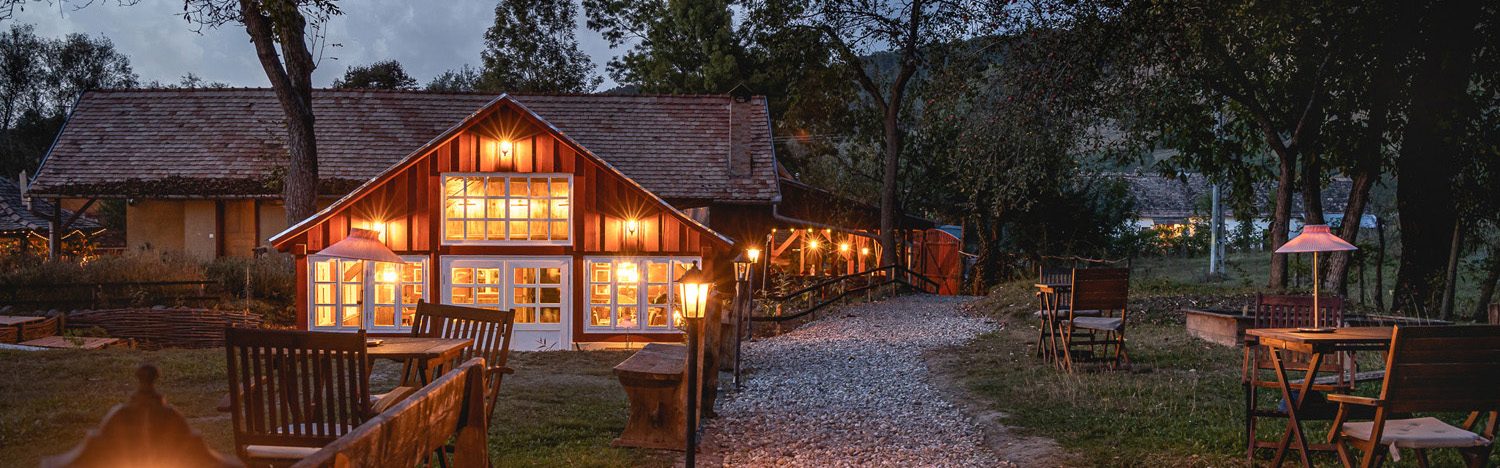 Holiday Homes - Valea Verde Retreat