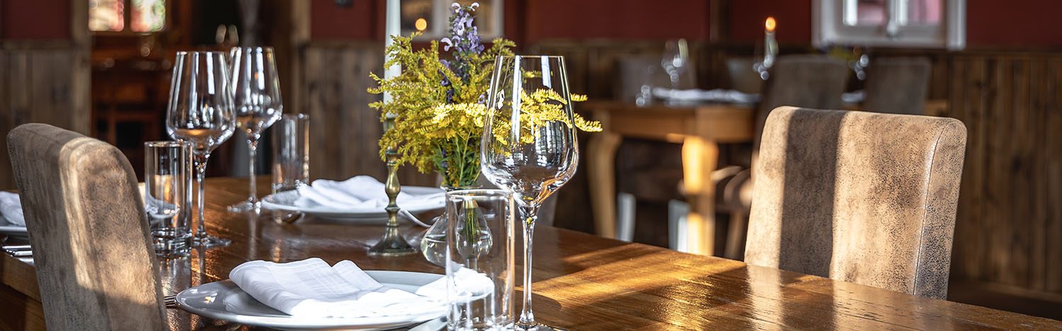 Dining - Valea Verde Retreat