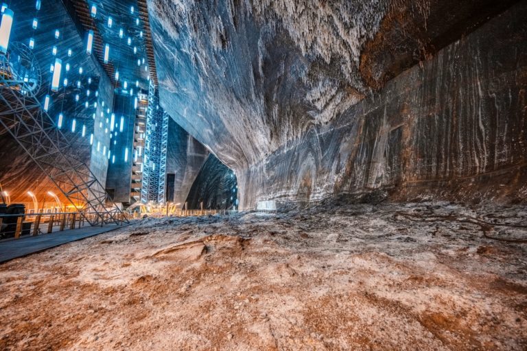 Salina Turda - descopera un obiectiv unic in inima Transilvaniei