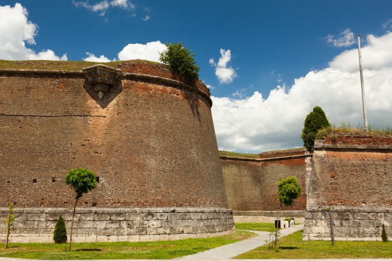 Cetatea Alba Iulia - Ghid complet pentru vizitatori